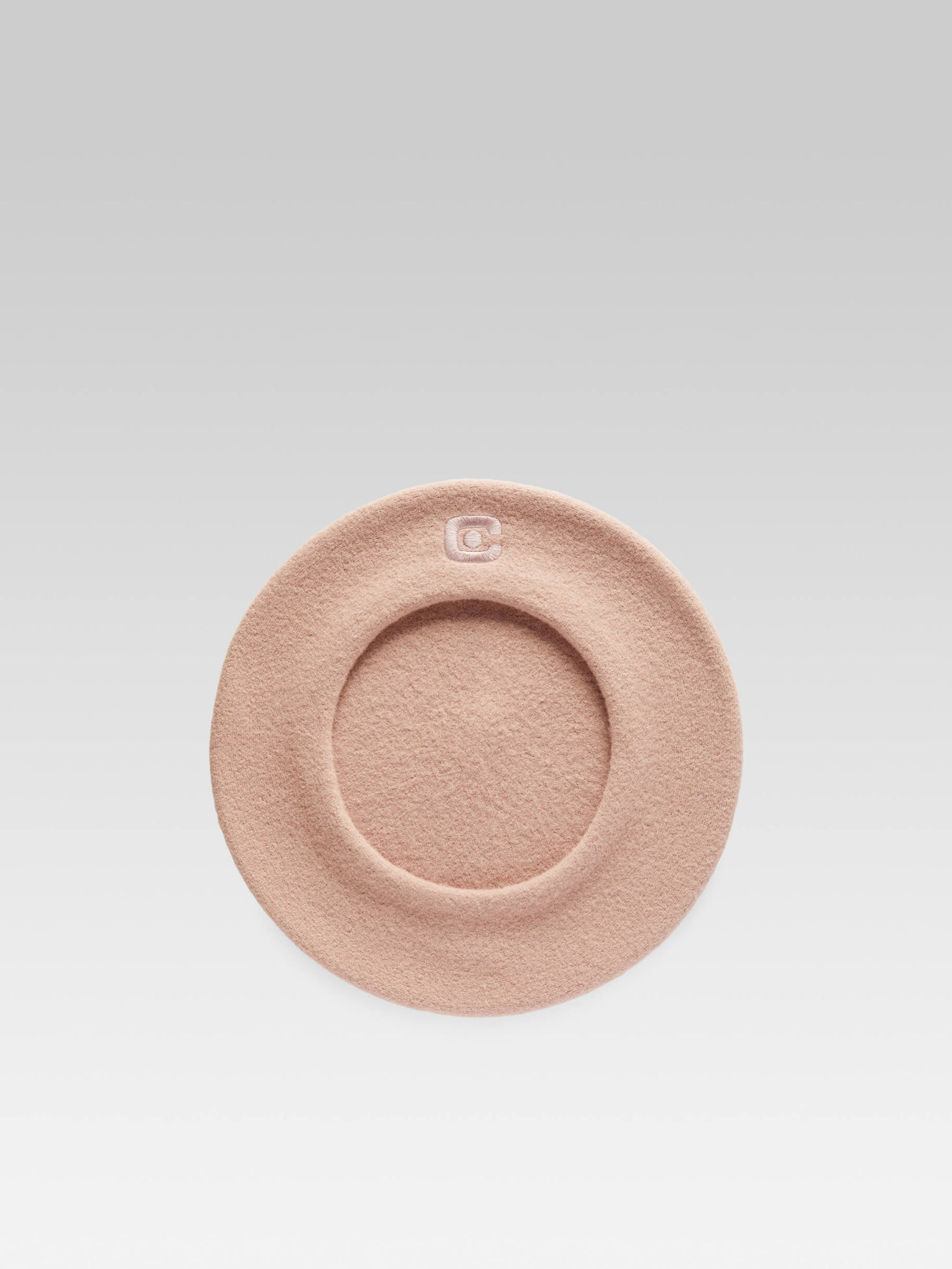 Beret - Pink pale wool with C logo | Carel Paris