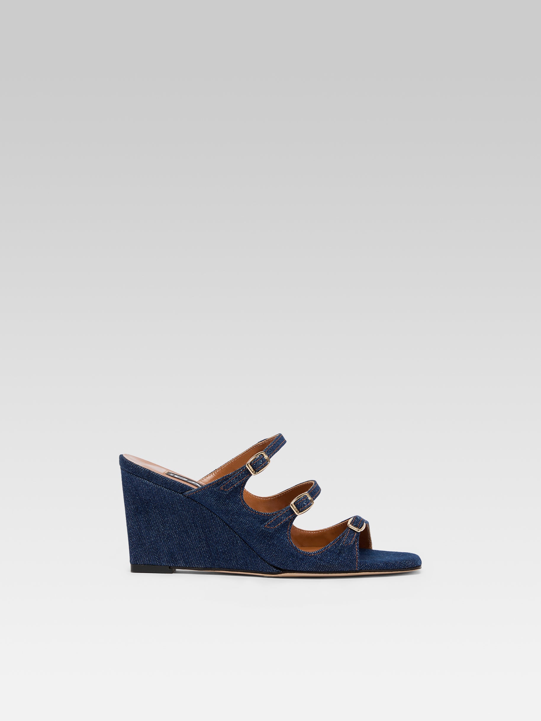 Katy - Raw denim fabric wedge mules | Carel Paris